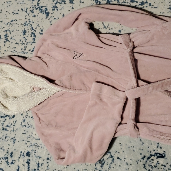 Victoria's Secret | Intimates & Sleepwear | Victorias Secret Robe ...